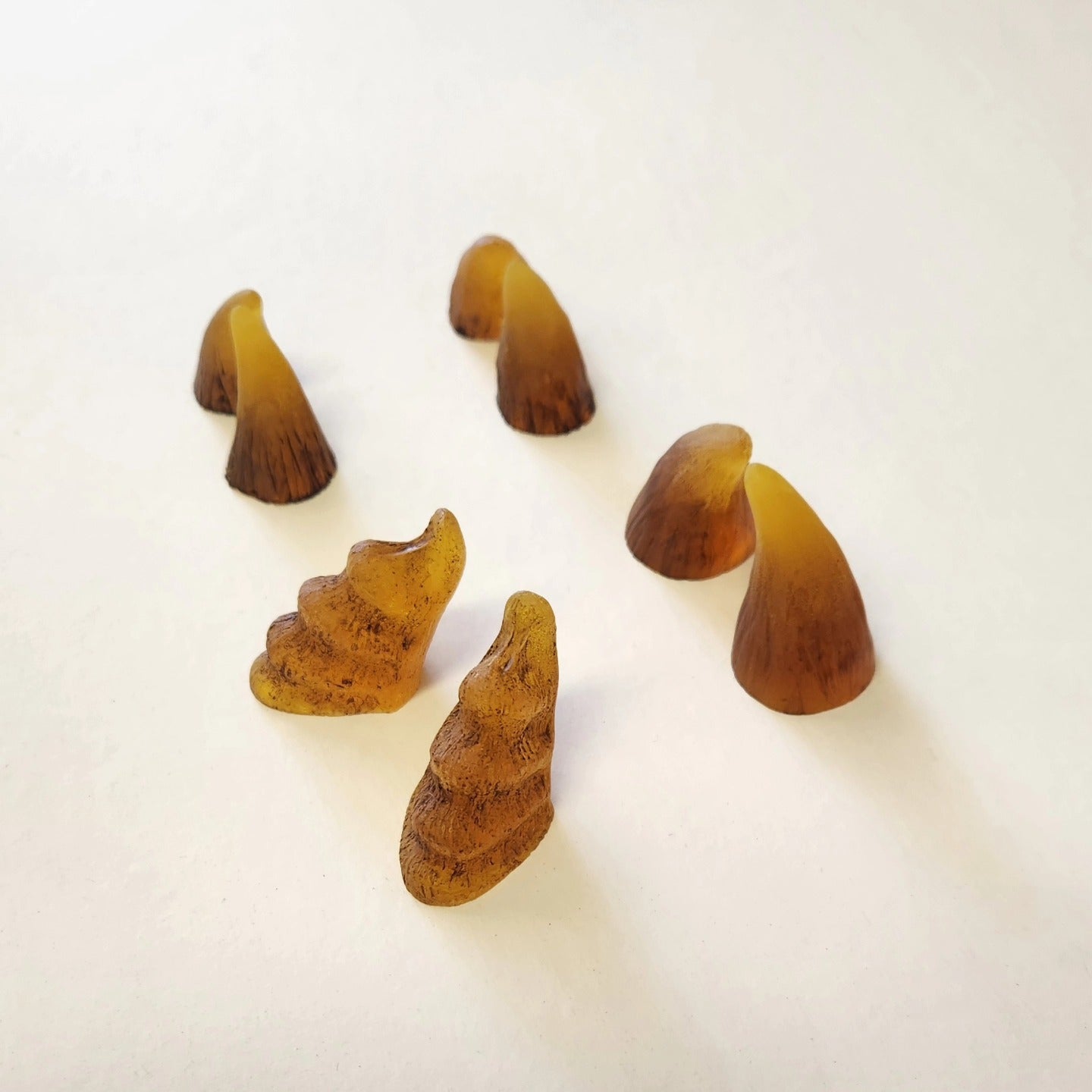 Assorted Aradani Resin Glue-on Horns - Aged Amber – Aradani Costumes
